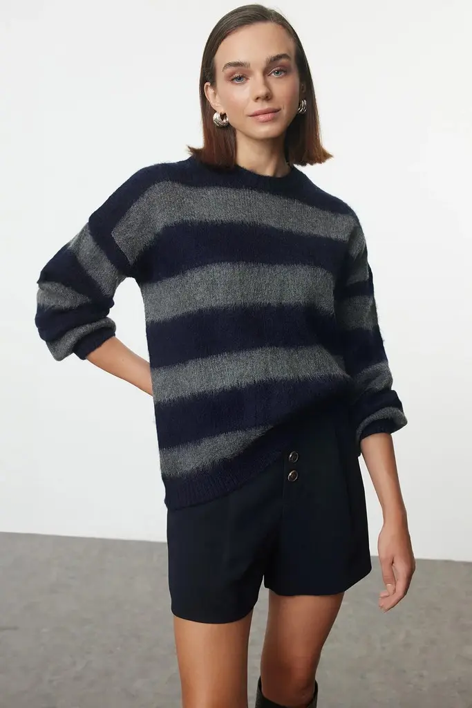 Trendyol Milla ženski duks Twoaw25Kz00283, tamnoplava