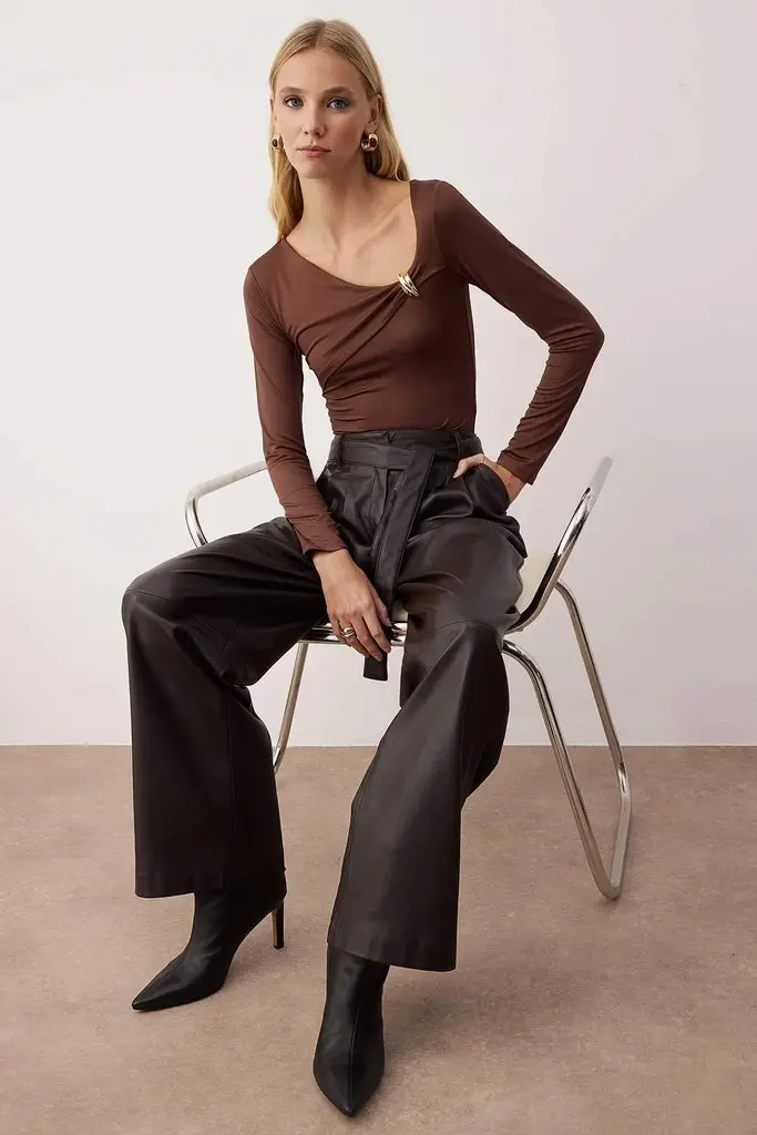 Trendyol Milla ženski bodi model Twoaw26Bd00004, braon-braon
