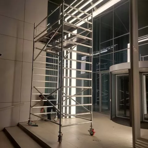 POKRETNE SKELE - IZNAJMLJIVANJE SKELA - PRODAJA SKELA - GOMI PROGRES