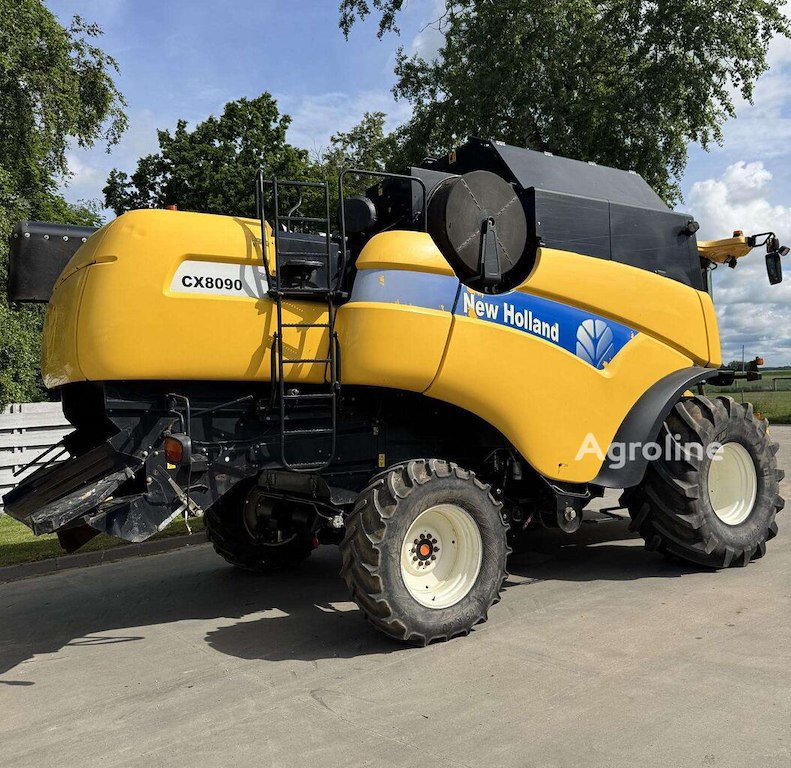 New Holland CX8090 kombajn za žito