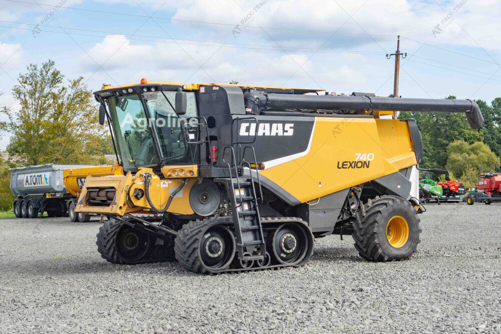 Claas LEXION 740TT kombajn za žito