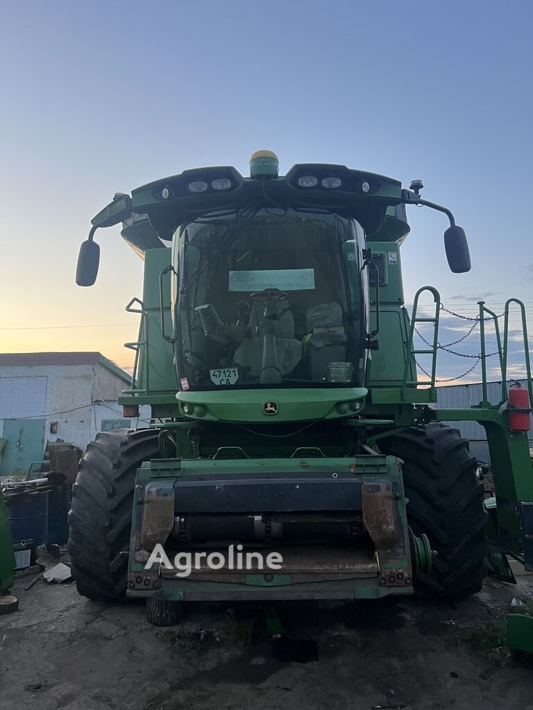 John Deere S670 kombajn za žito