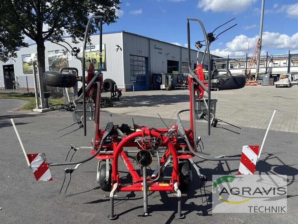 Massey Ferguson TD 524 DN prevrtač sena