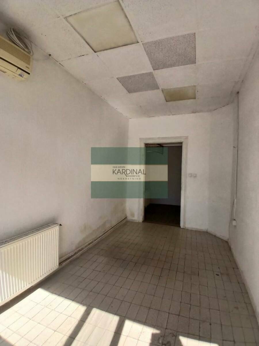 Poslovni prostor / Lokal, Kragujevac | Izdavanje · 24m² · 200€