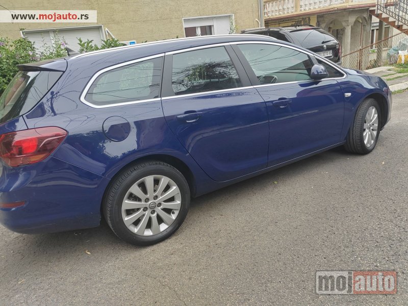 Opel Astra 1,7 cdti sports tourer
