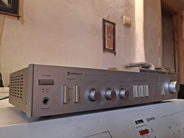 HITACHI Vintage Stereo Pojačalo-HA 11
