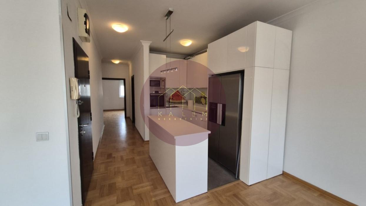 Petosoban stan za izdavanje, Gospodara Vučića, Beograd, 108m², 1.350 €/mes