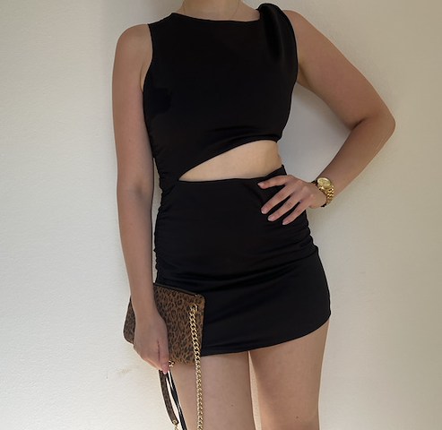    ZARA crna mini haljina
