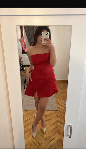 Crvena haljina