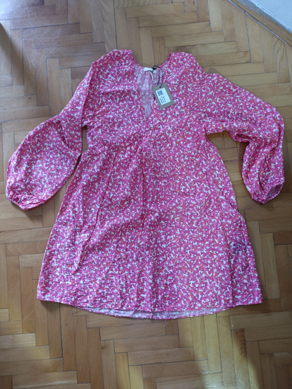 H&M haljina nova