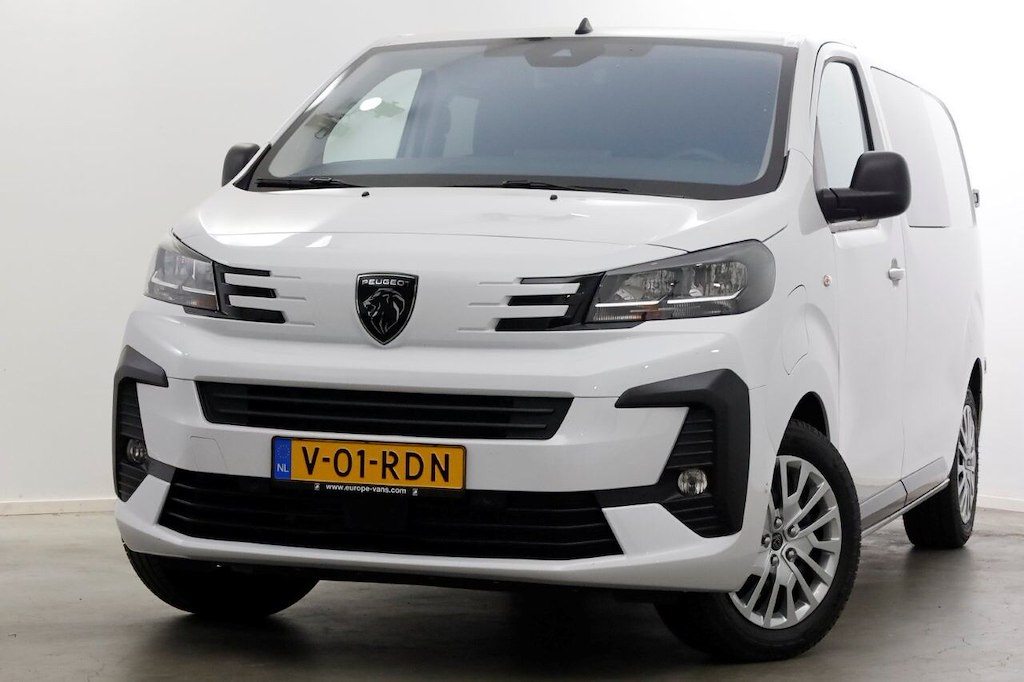 Peugeot e-Expert L2H1 75 kWh D.C. 100% Electric Airco/Navi/Camera Nieuw minibus furgon