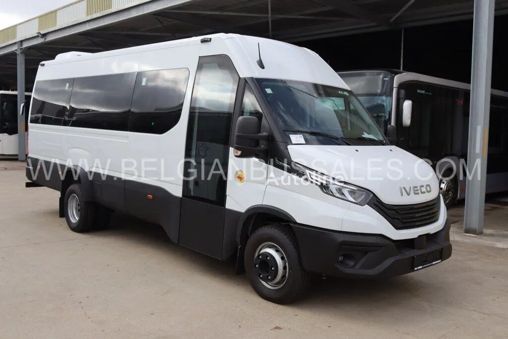 Novi IVECO Daily line / Vendor / A65C18 / Airco / Automatic / Electric door putnički minibus