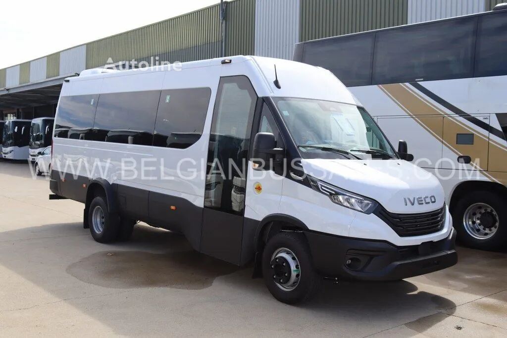 Novi IVECO Daily line / Vendor / A65C18 / Airco / Automatic / Electric door putnički minibus