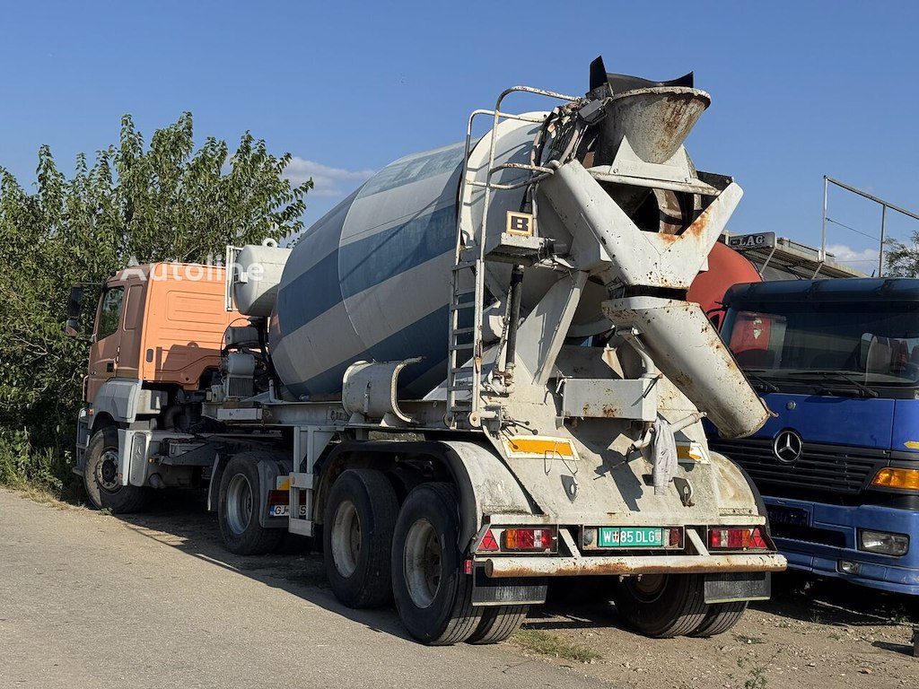 Liebherr Cifa poluprikolica betonska mešalica