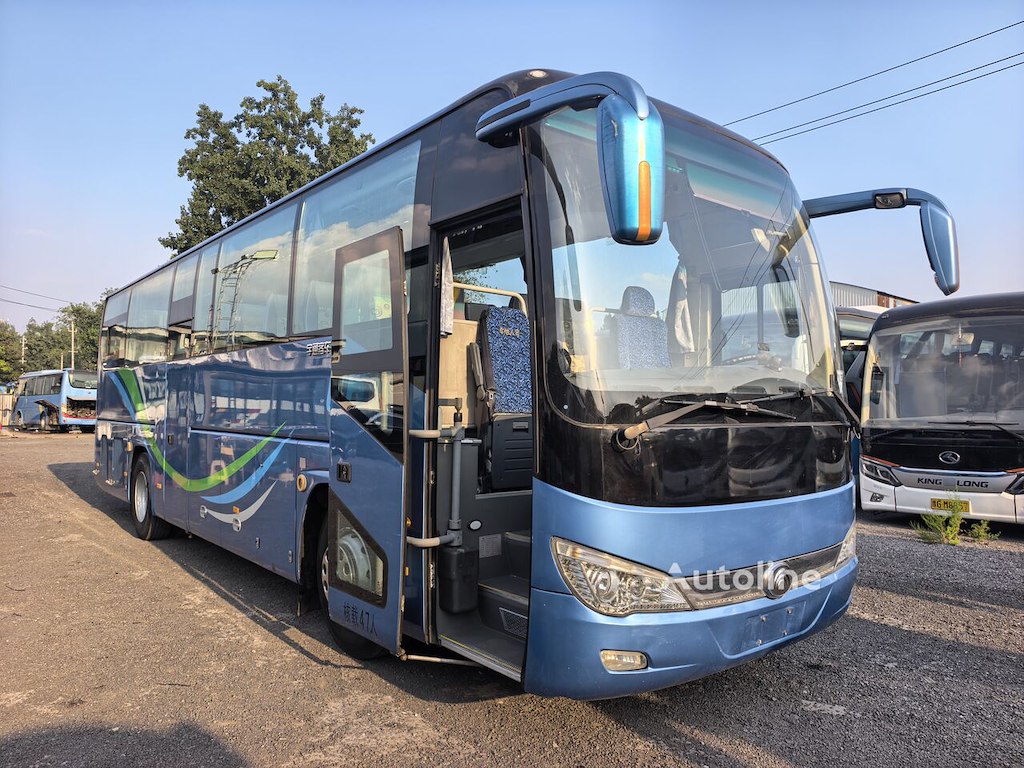 Yutong ZK6117 turistički autobus