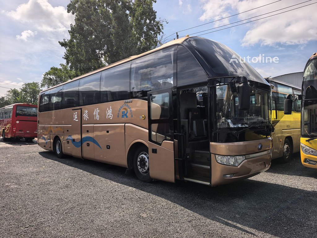 Yutong ZK 6122 turistički autobus