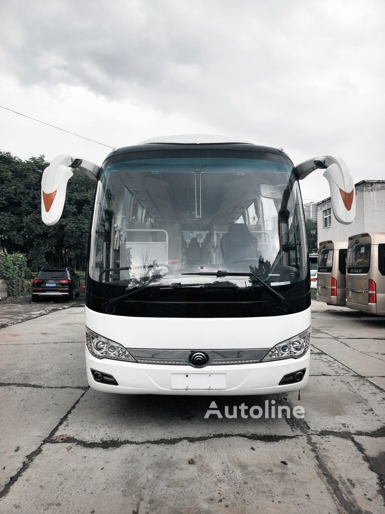 Yutong ZK 6906 prigradski autobus