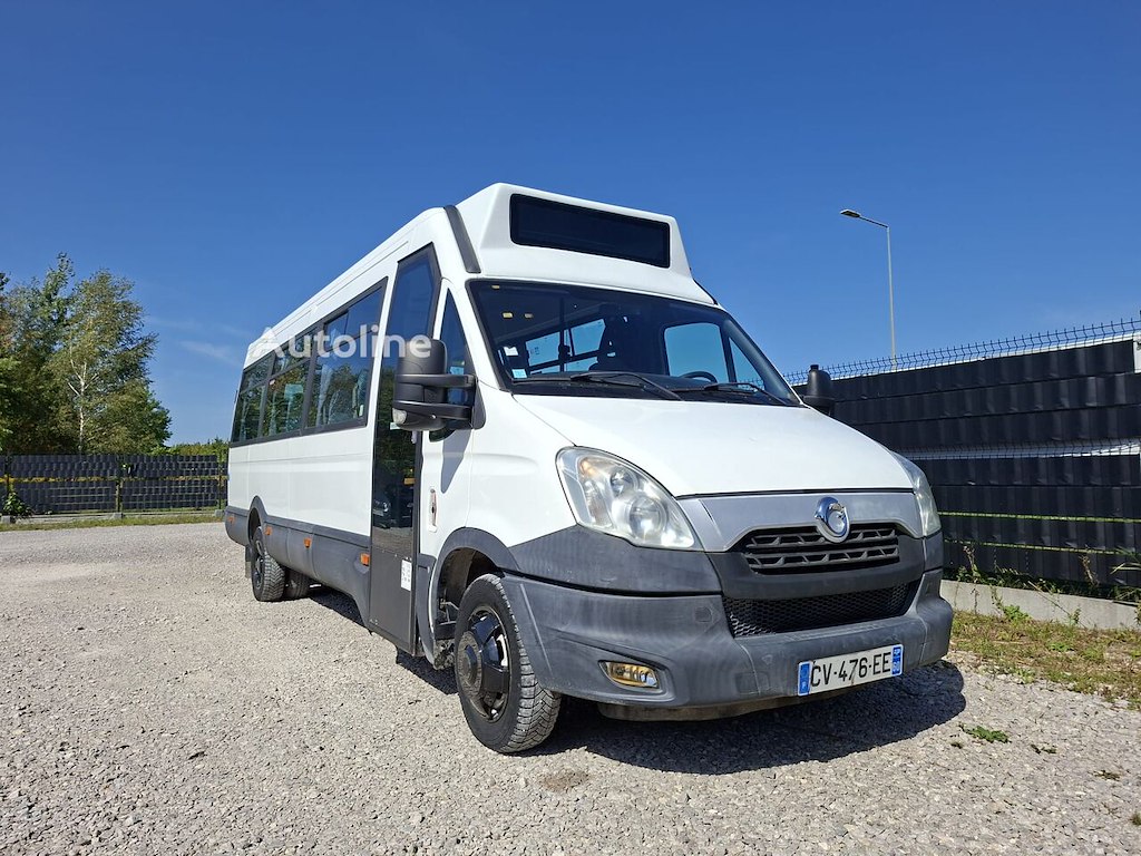 IVECO Daily 23 ** prigradski autobus