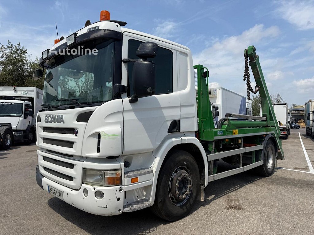 Scania P340 kamion autopodizač kontejnera