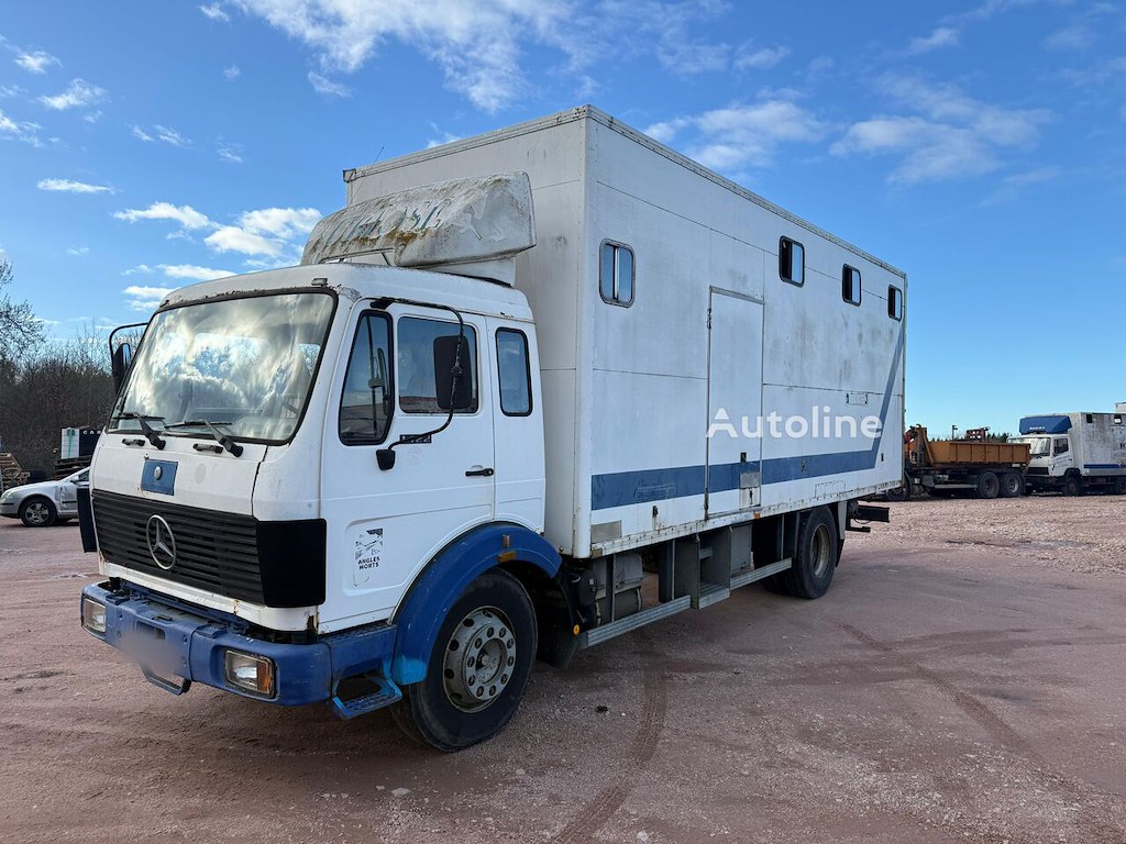 Mercedes-Benz NG 1422 V6 kamion za prevoz stoke