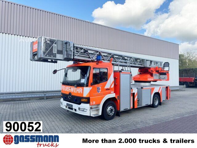 Mercedes-Benz 1528 F automehaničke lestve