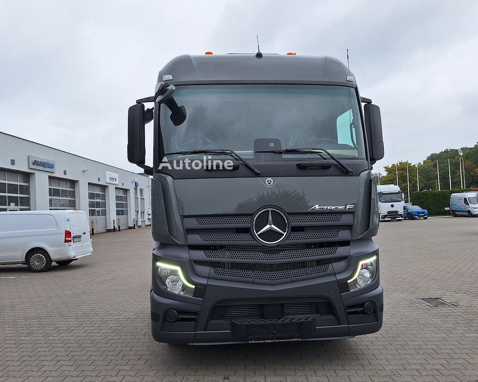 Novi Mercedes-Benz Actros F 1843 LS tegljač