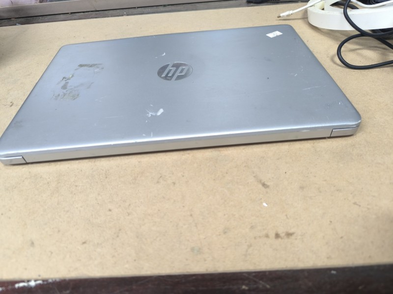 laptop za servis 18