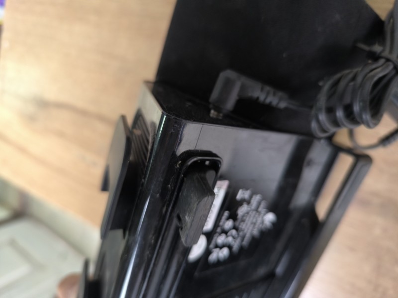 Logitech zvucnik za laptop