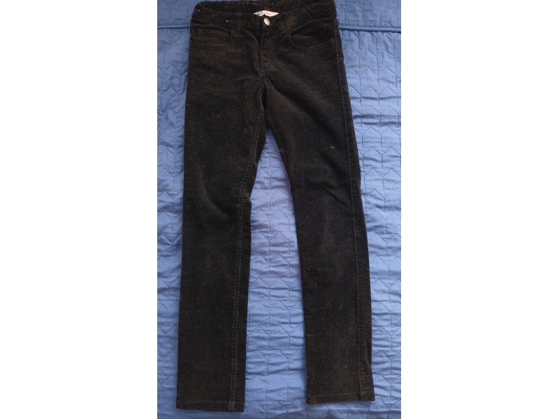 H&M crne somotske pantalone, 146