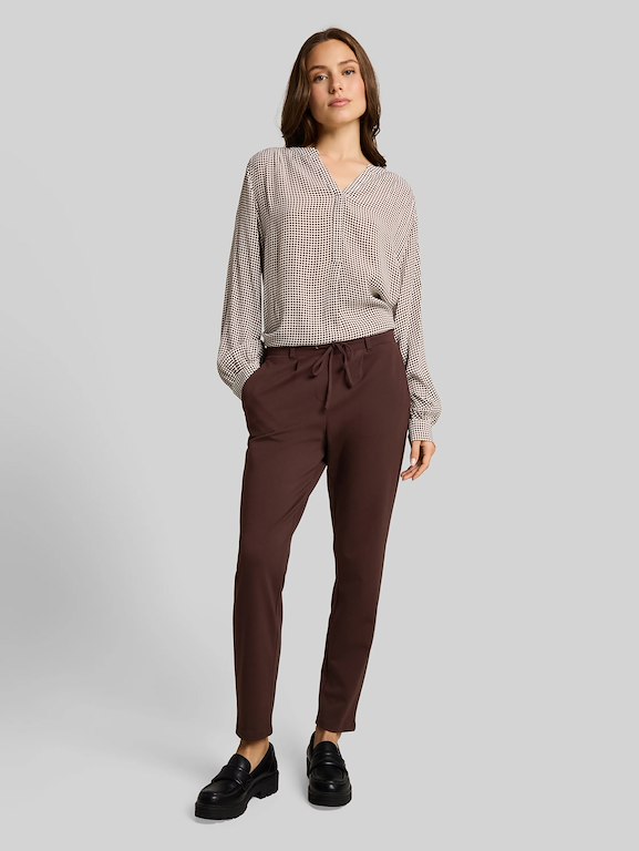 Pantalone širokog kroja