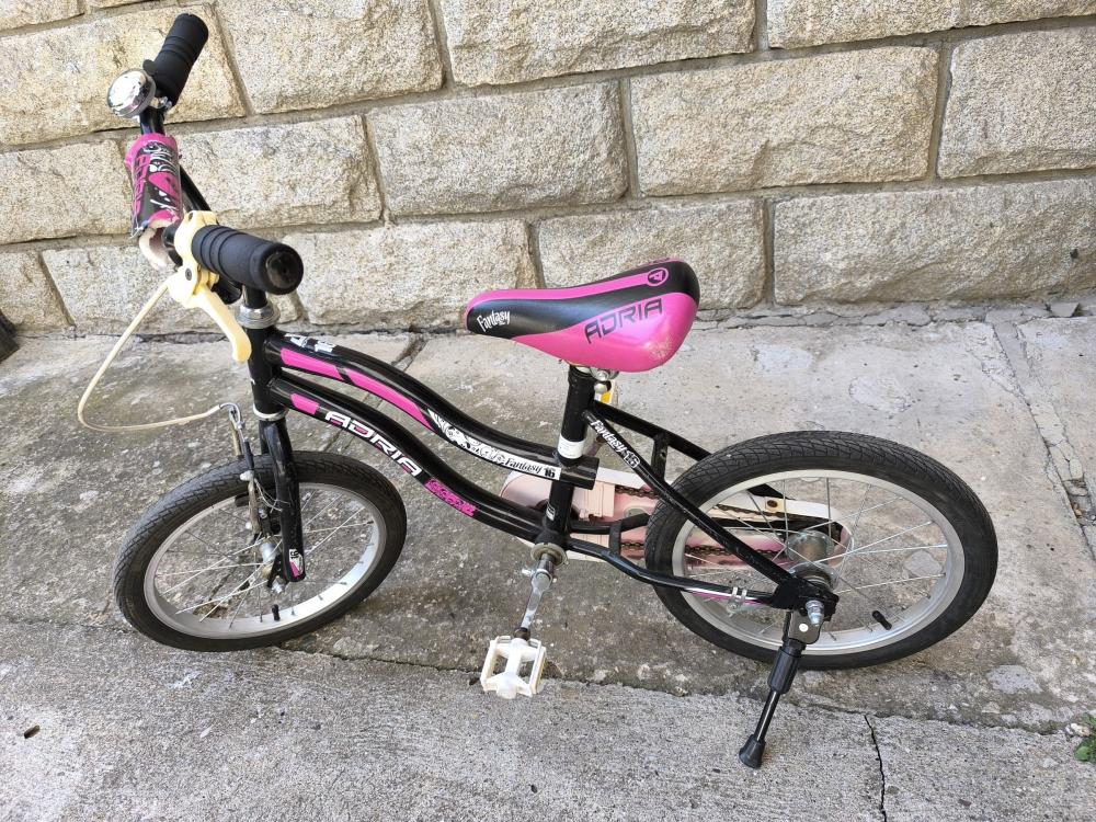 Bicikl dečiji 16 sa nogicom Adria Fantasy