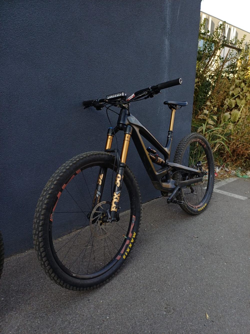 Yt capra cf pro race