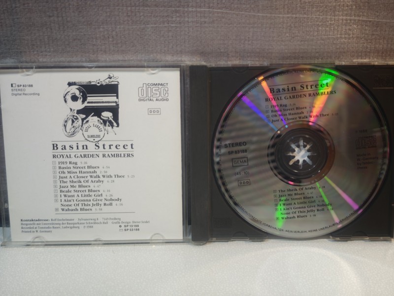 ROYAL GARDEN RAMBLERS - BASIN STREET (1989) JAZZ