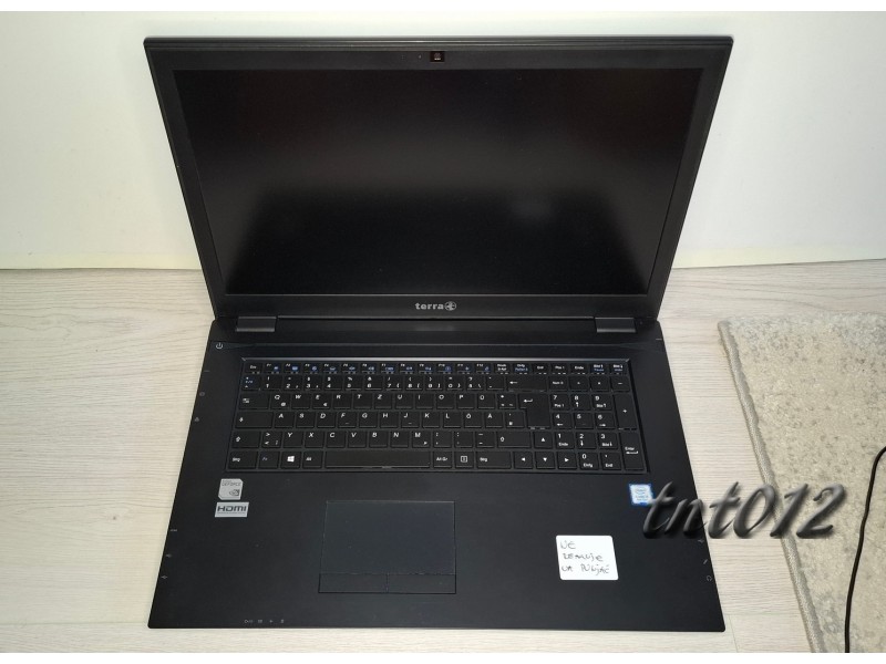 == TERRA Mobile 1715V = Intel i5-8250U = 17,3 FHD ==