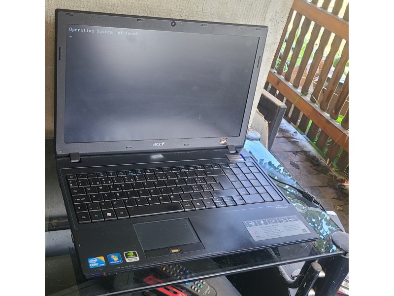 Acer travelmate 8572