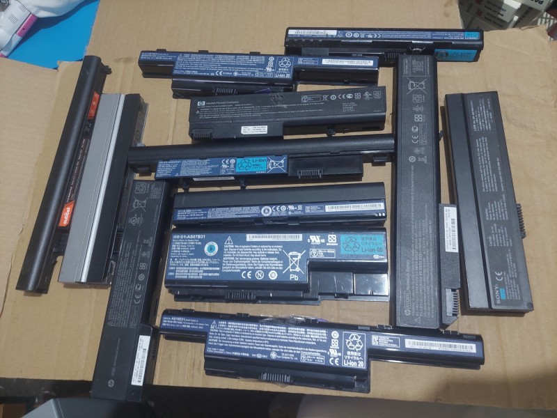 Baterija za laptop 12 kom