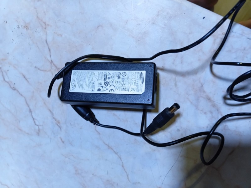 Samsung Ac Adapter 14v1.79a A2514 DPN