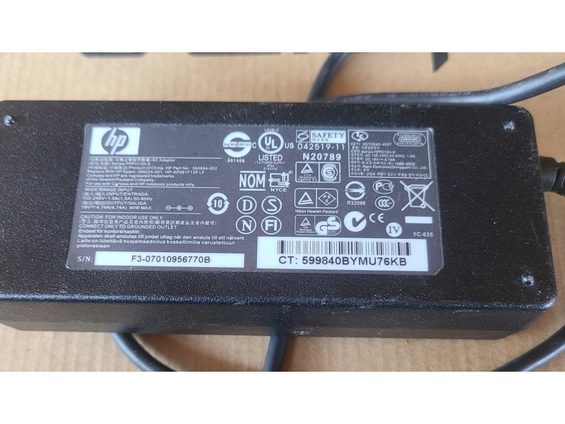 HP 19V 4,74A