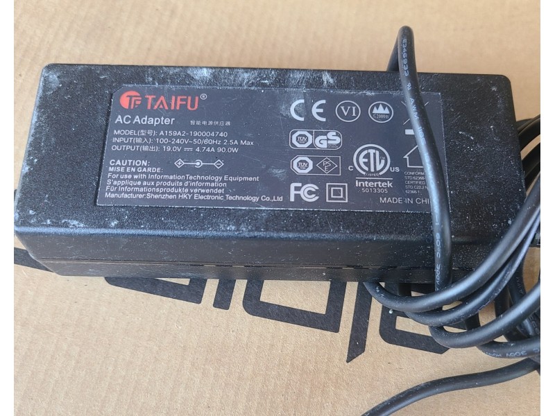 Taifu 19V 4,74A