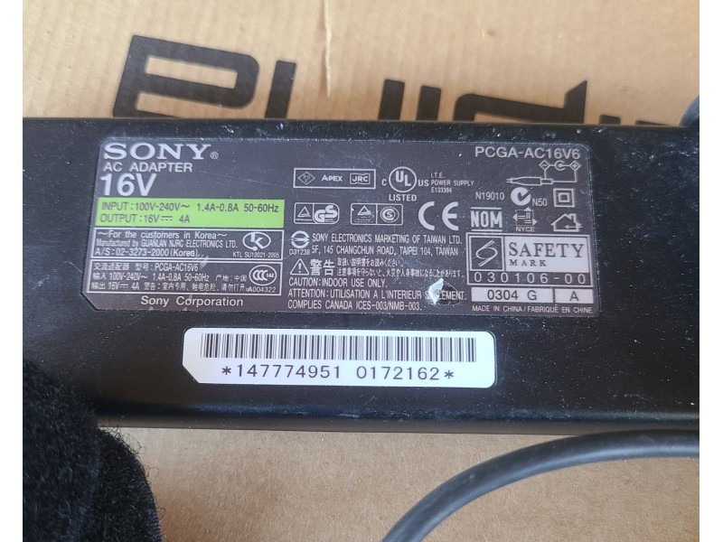 Sony 16V 4A