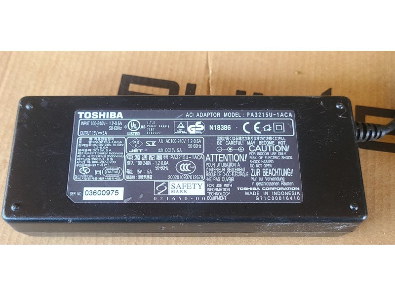 Toshiba 15V 5A