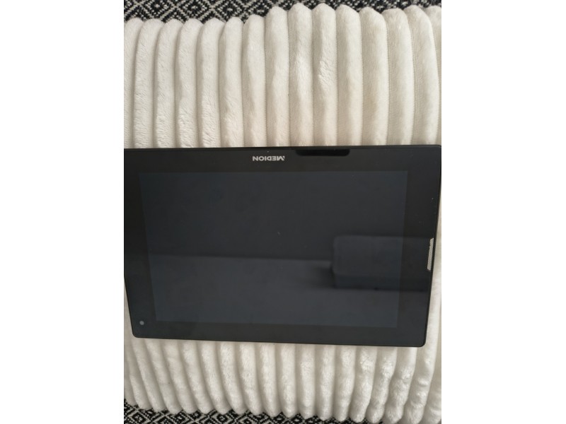 Medion Lifetab P8912