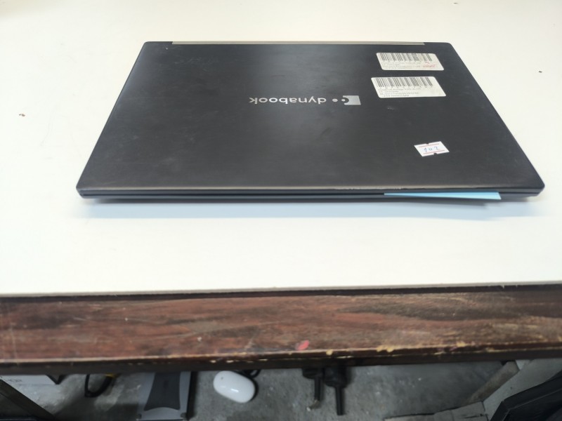 laptop 102