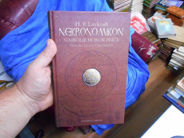 Hauard F. Lavkraft - Nekronomikon