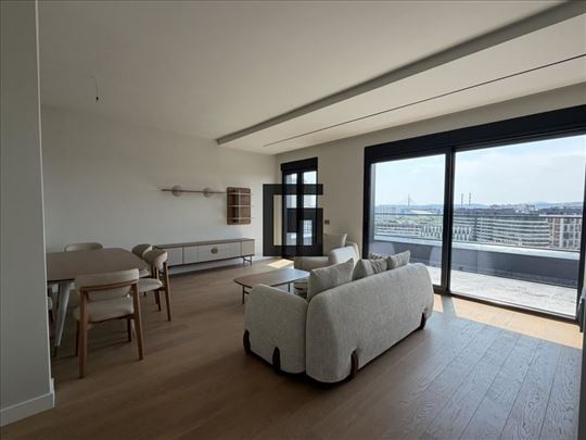 Lux penthouse Airport garden, 134m2, panoramski po