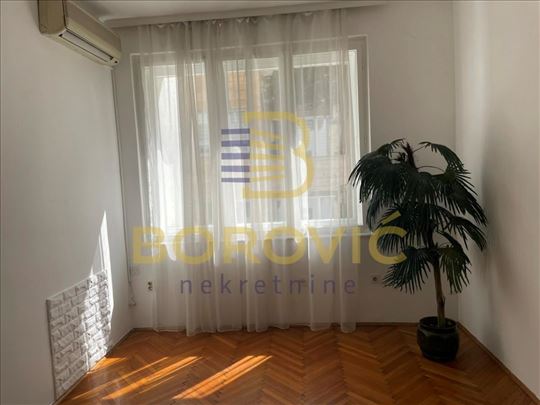 Stari grad, 50m2, terasa