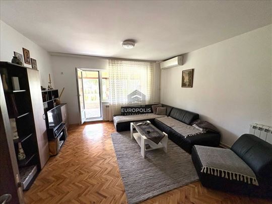 Na prodaju uknjižena kuća u Staroj Pazovi ID#10290