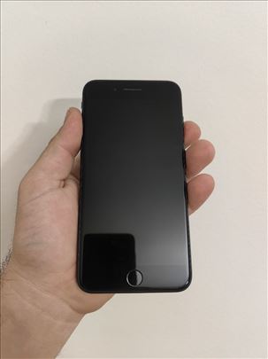 Iphone 7 plus 32gb crni