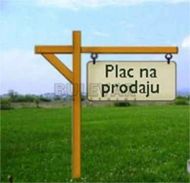 Plac u Kragujevcu, Šumarice - 786 m2, udeo na građevinskoj parceli