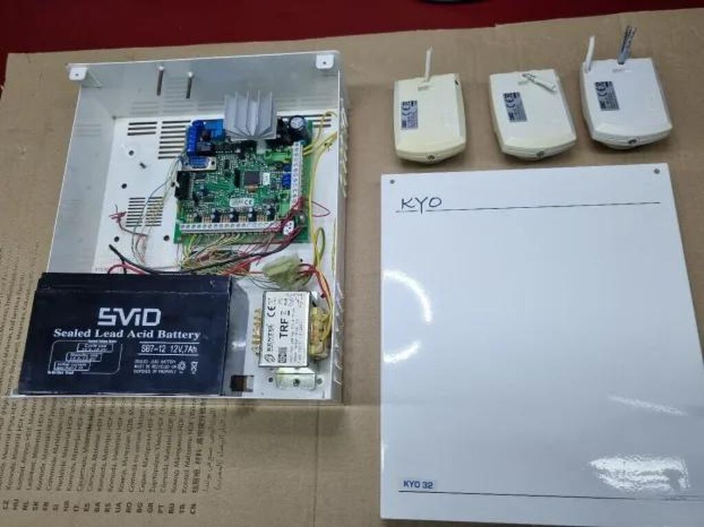 ALARM KYO32 SA TRI SENZORA | Alarm BENTEL KYO 32 i Metalna kutija sa
